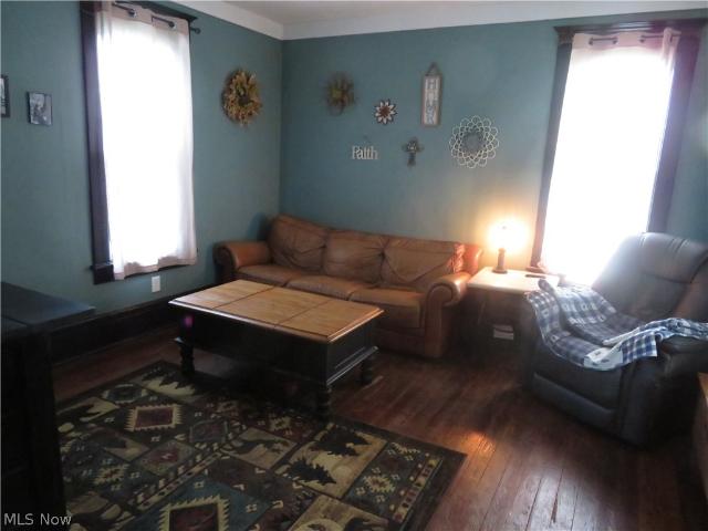 53 E North Avenue