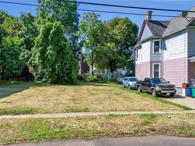 53 Edna Pl, Buffalo, NY 14209