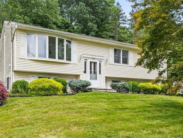 53 Everett Rd, Carmel, NY 10512