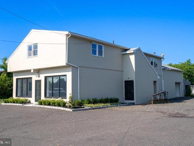 53 Gravel Pike #