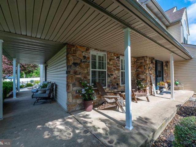 53 Green Briar Drive