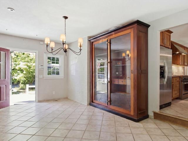 53 Hadrada Ln