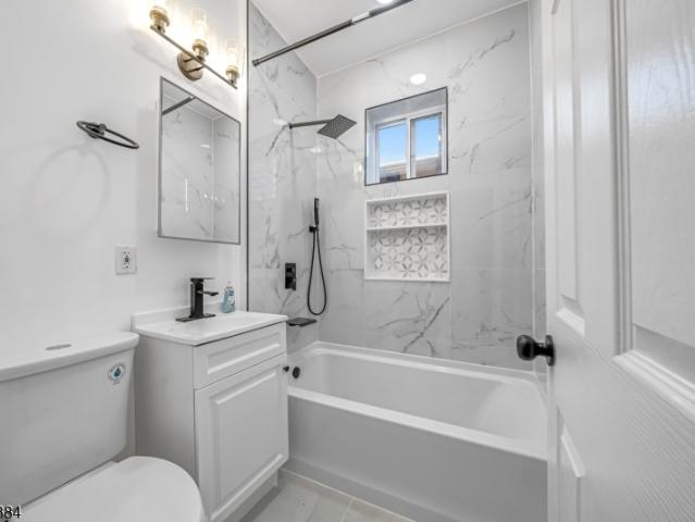 53 Henry St # D1