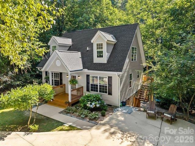 53 Honeysuckle Ridge Rd, Pisgah Forest, NC 28768