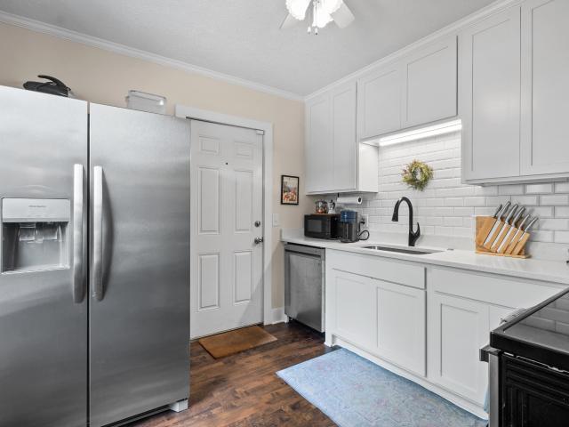 53 Kingsgate Drive