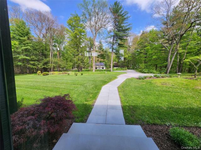 53 Lake Pleasant Drive