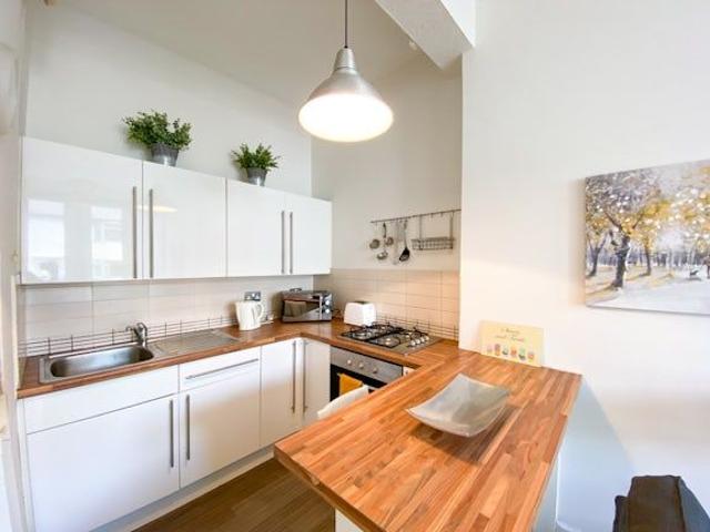 53 Logie Green Road Broughton, Edinburgh, EH7 4HB