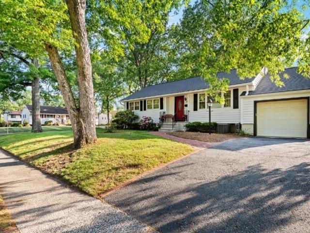 53 Mansfield Rd