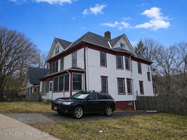 53 Main St, Philmont, NY 12565