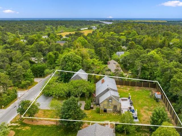 53 Miacomet Ave, Nantucket, MA 02554