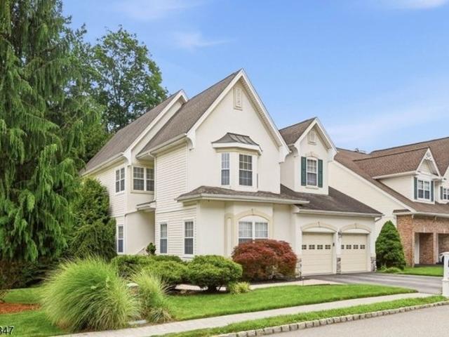 53 Ramapo River Trce, Oakland, NJ 07436