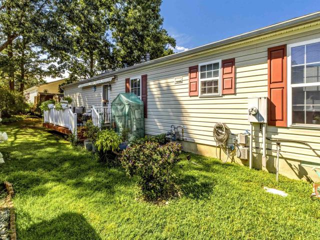 53 Redwood Dr