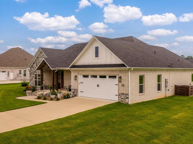 53 Republican Valley Drive