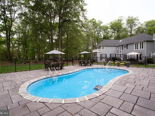 53 Rittenhouse Road