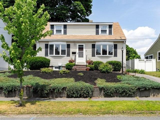 53 Roberts Rd, Medford, MA 02155