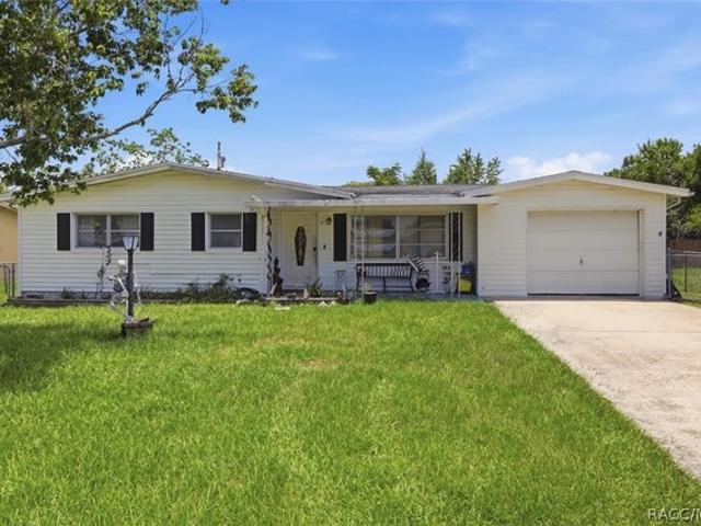 53 S Fillmore St, Beverly Hills, FL 34465
