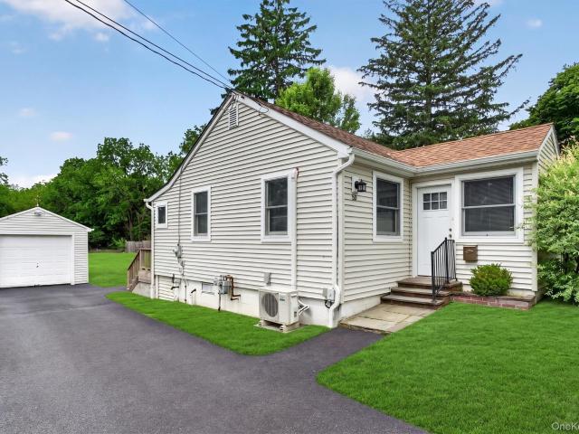 53 Scotchtown Avenue