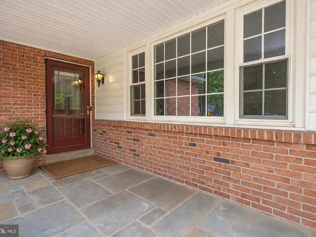 53 Sandywood Drive