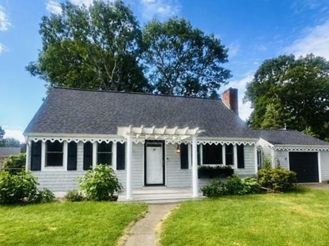 53 Sally Ln, Falmouth, MA 02536