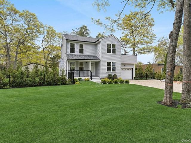 53 Shore Rd, Hampton Bays, NY 11946