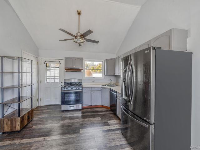 53 Spruce St, Central Islip, NY 11722 | MLS #975357 | Compass