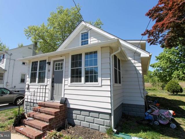 53 Spruce St, Pennsville, NJ 08070