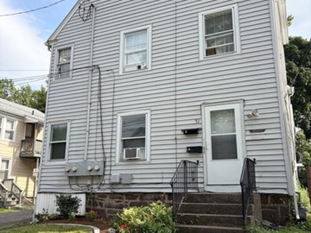 53 Spring St, Middletown, CT 06457