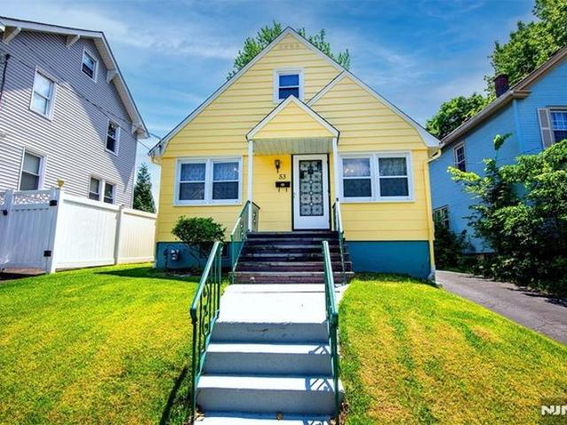53 Sunnyside Ave, Dumont, NJ 07628
