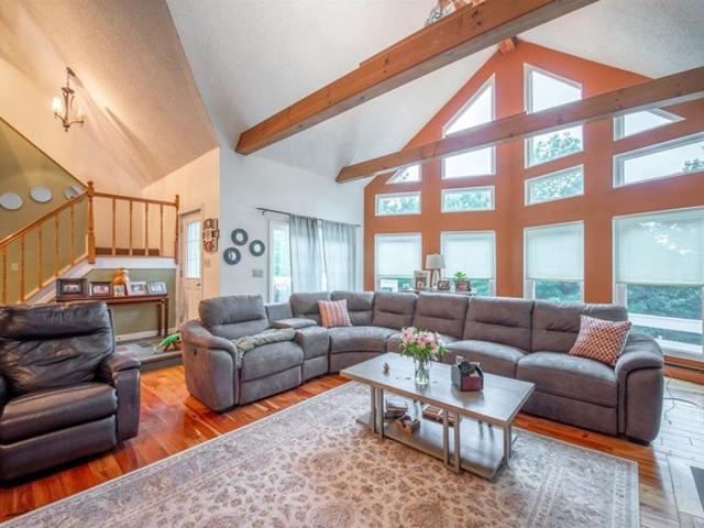 53 Sugar House Rd, Dover, VT 05356
