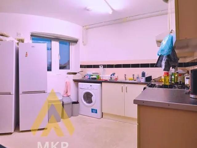 53A Coronation Road, Metchley, B29 7DE, United Kingdom | 4 bed house for rent #165517867 | Rentberry