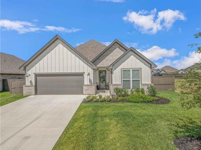 5004 Booth Falls Trl, Bryan, TX 77802