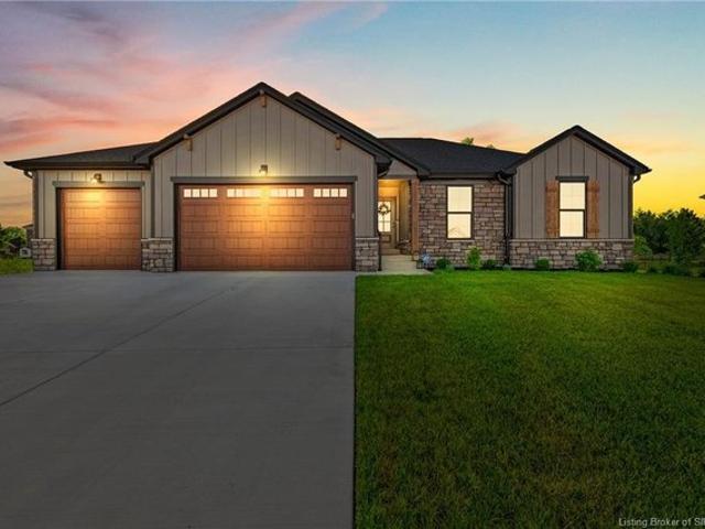 5004 Bolton Dr, Charlestown, IN 47111