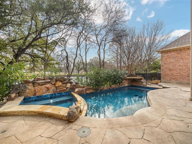 5004 Bridge Creek Drive