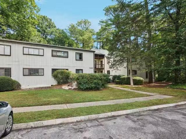 5004 FLINT RIDGE PL, RALEIGH, NC 27609 Condo/Townhome For Sale.