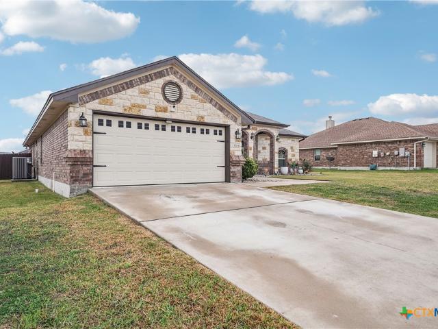 5004 Fresco Drive