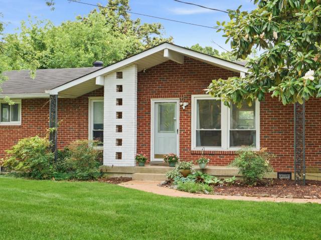 5004 W Durrett Dr