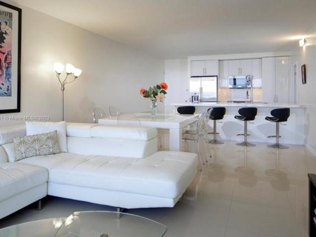 5005 Collins Ave #1204, Miami Beach, FL 33140