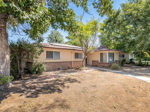 5005 E Harvey Ave, Fresno, CA 93727