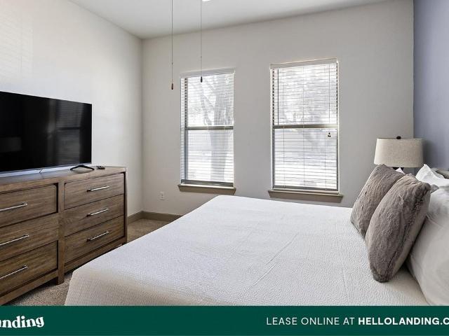 5005 Galleria Dr. 2 Bedroom Apartment for Rent at 5005 Galleria Dr, Dallas, TX 75244