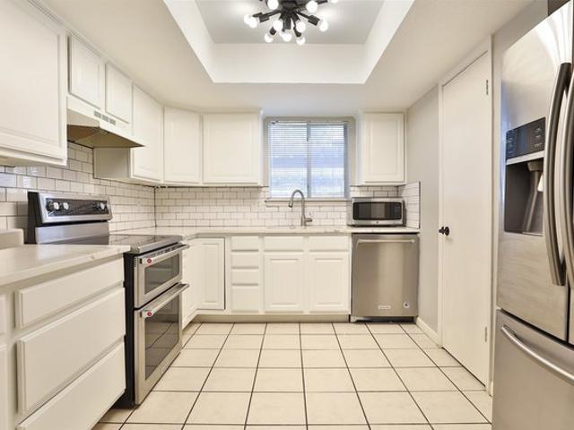 5005 Georgi Ln Apt 107, Houston, TX 77092