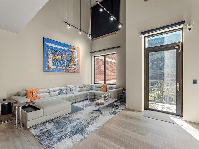 5005 Hidalgo St Unit 613, Houston, TX 77056