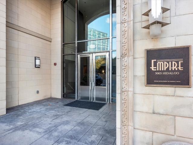 5005 Hidalgo St, Unit 613, Houston, TX 77056 | MLS #18610 | Compass