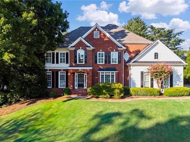 5005 Rosedown Pl, Roswell, GA 30076