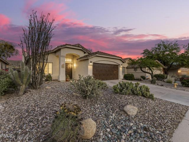 5005 s louie lamour drive