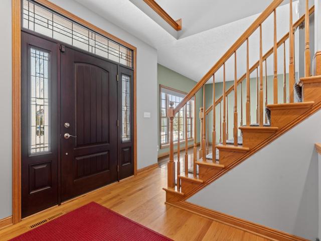 5005 Scenic Oak Drive SW