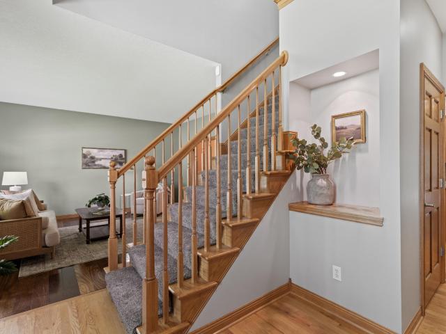 5005 Scenic Oak Drive SW