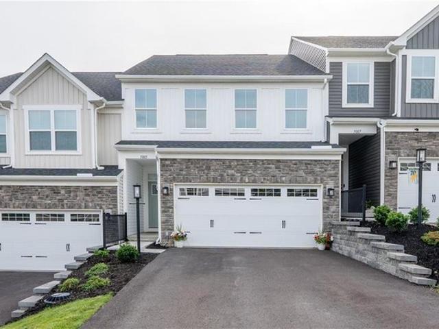 5005 Wellington Ct, Jeannette, PA 15644
