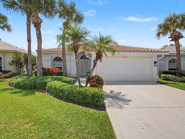 5006 SE Devenwood Way, Stuart, FL 34997