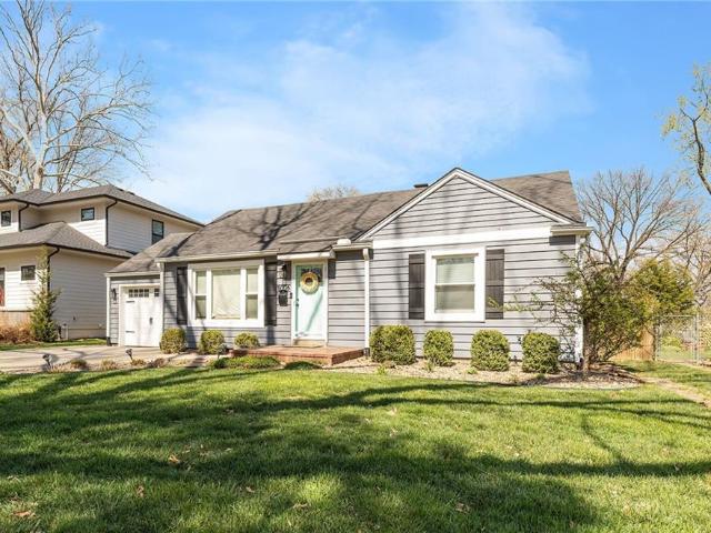5006 W 72nd Ter, Prairie Village, KS 66208 | Compass