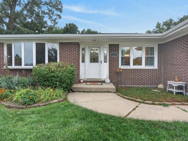 5006 W Oakwood Drive